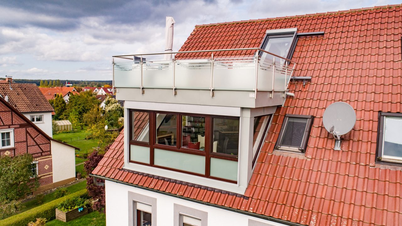 Galerie Dachgaube mit Terrasse